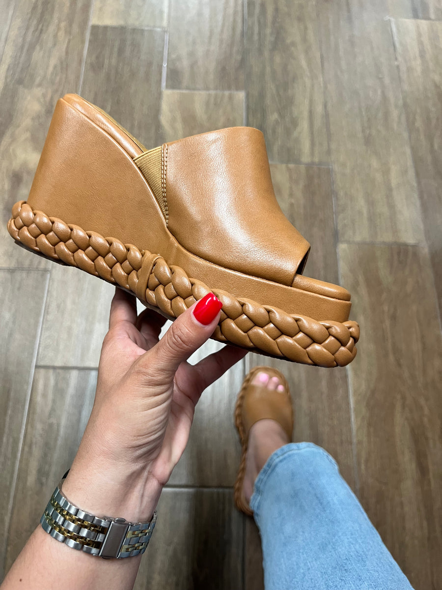 Corkys Lucy Wedge – Chic Stitch